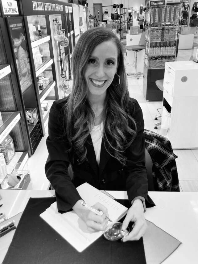 Meet Gayle Lynn - CanvasRebel Magazine