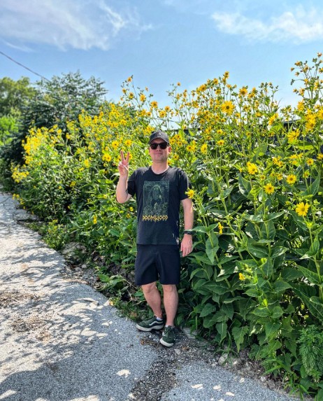 Meet Ian Terry – CanvasRebel Magazine