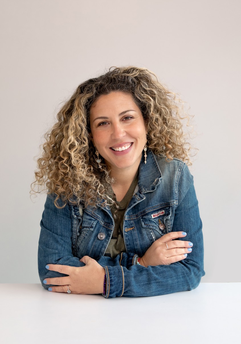 Meet Jess Pfeffer – CanvasRebel Magazine