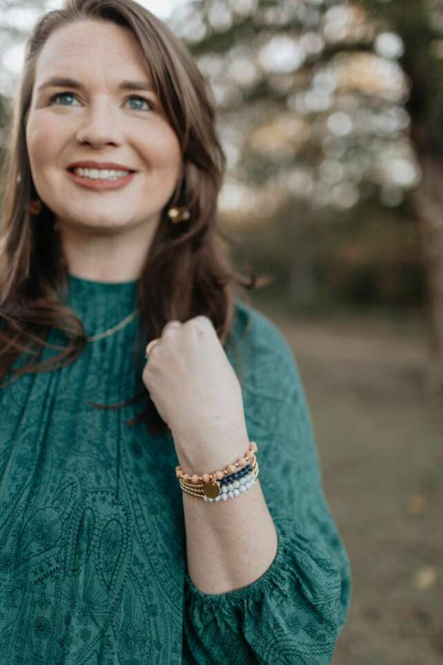 Meet Jessica Gardner - CanvasRebel Magazine