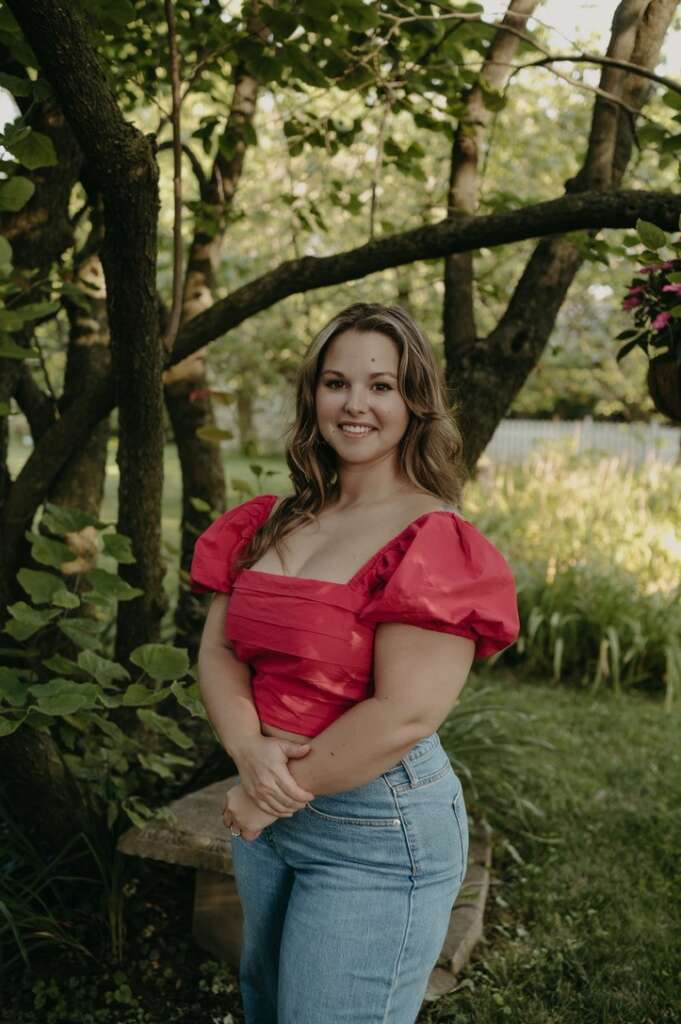 Meet Molly Martin-Terry – CanvasRebel Magazine