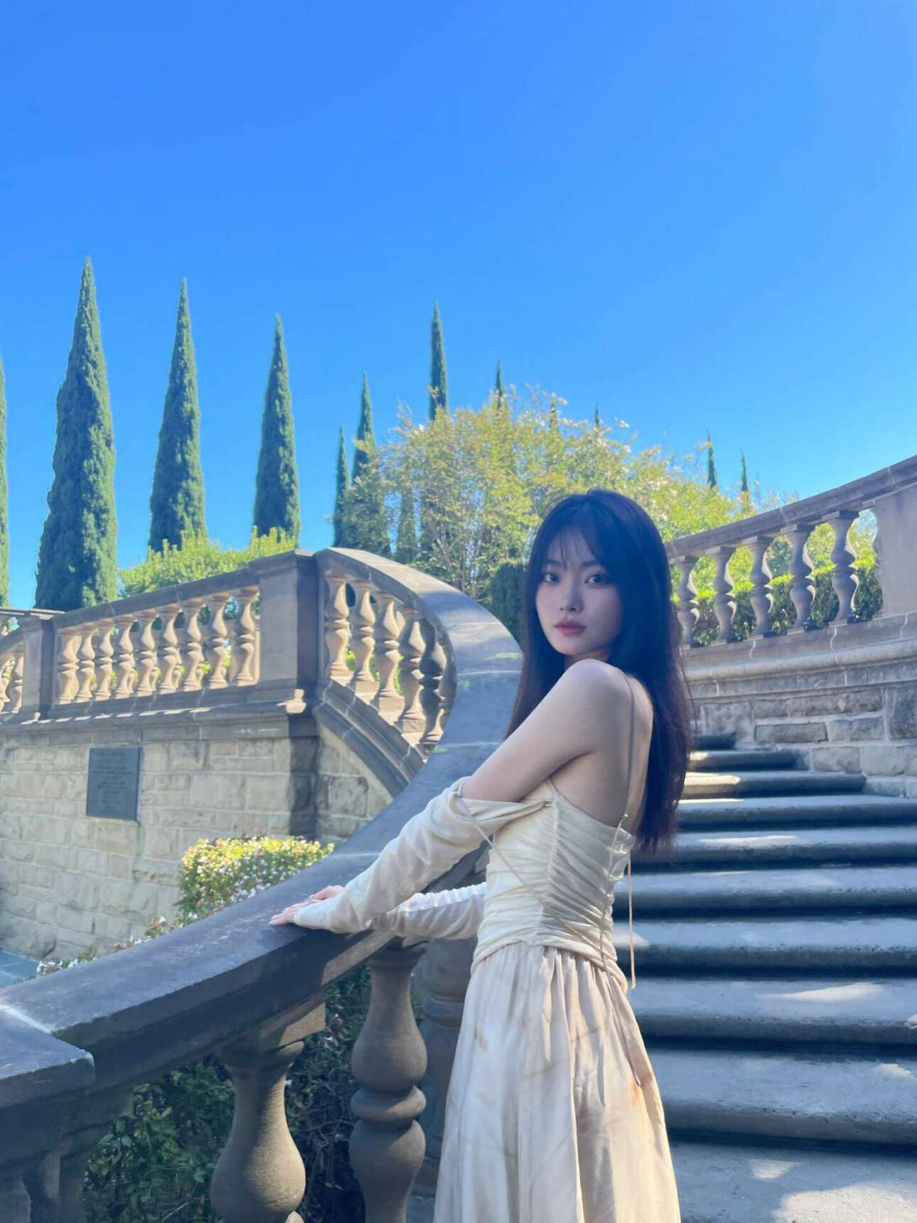 Meet Ningjing (Julia) Chen – CanvasRebel Magazine