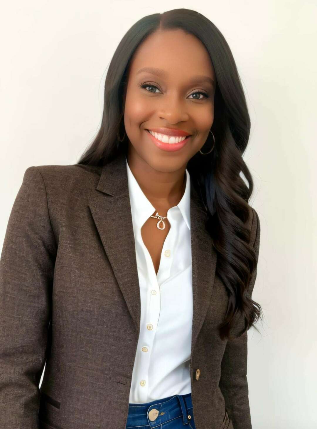 Meet Stephanie Ferguson – CanvasRebel Magazine