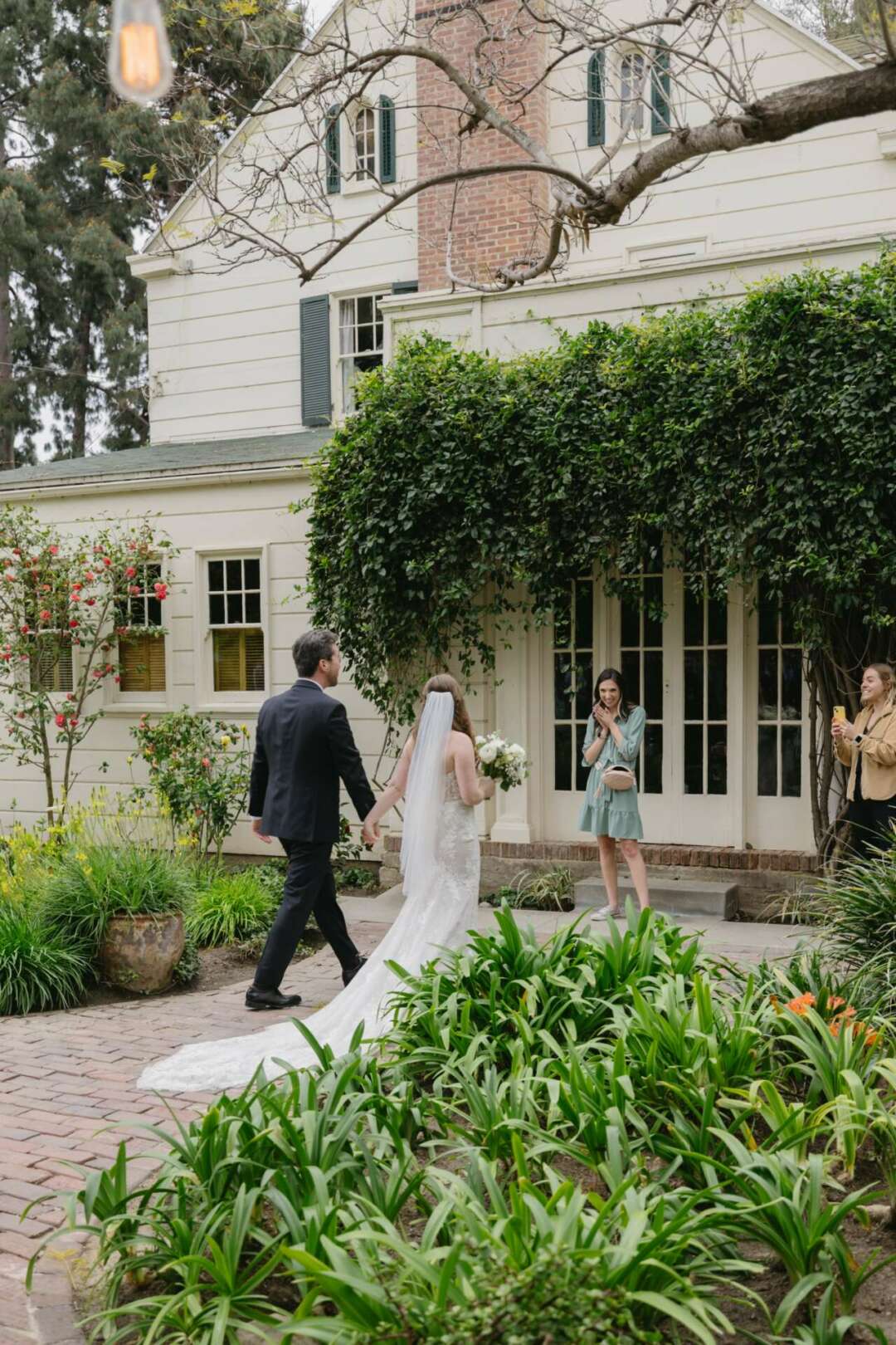 Meet Rachel Fitzgerald – CanvasRebel Magazine