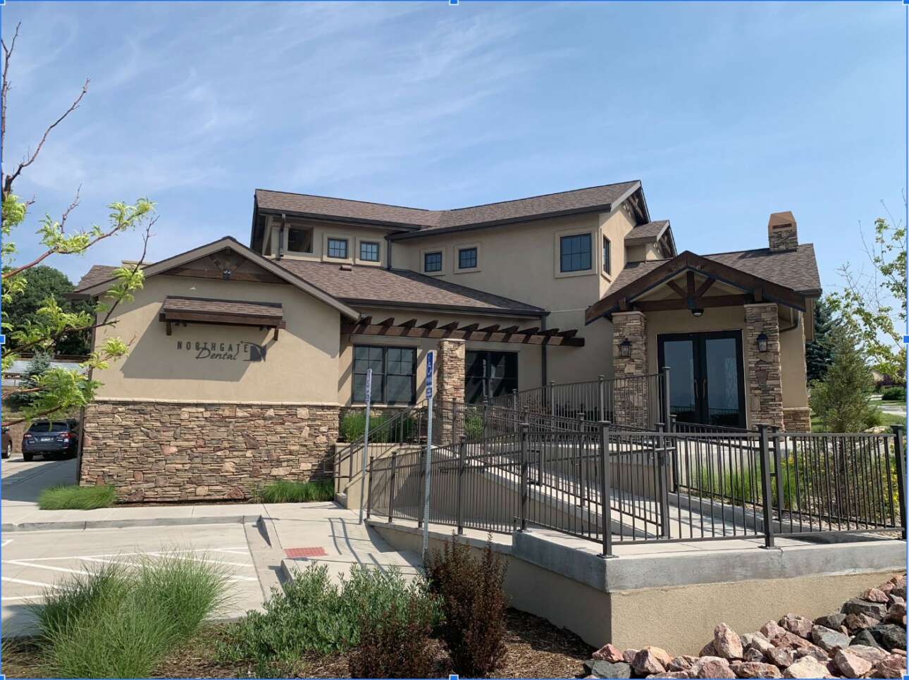 Meet Roger Hernandez - CanvasRebel Magazine