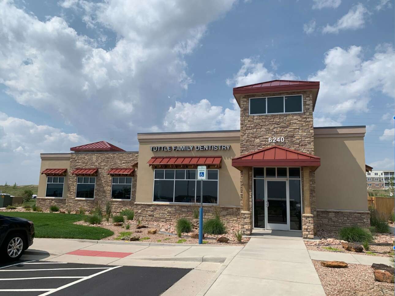 Meet Roger Hernandez - CanvasRebel Magazine