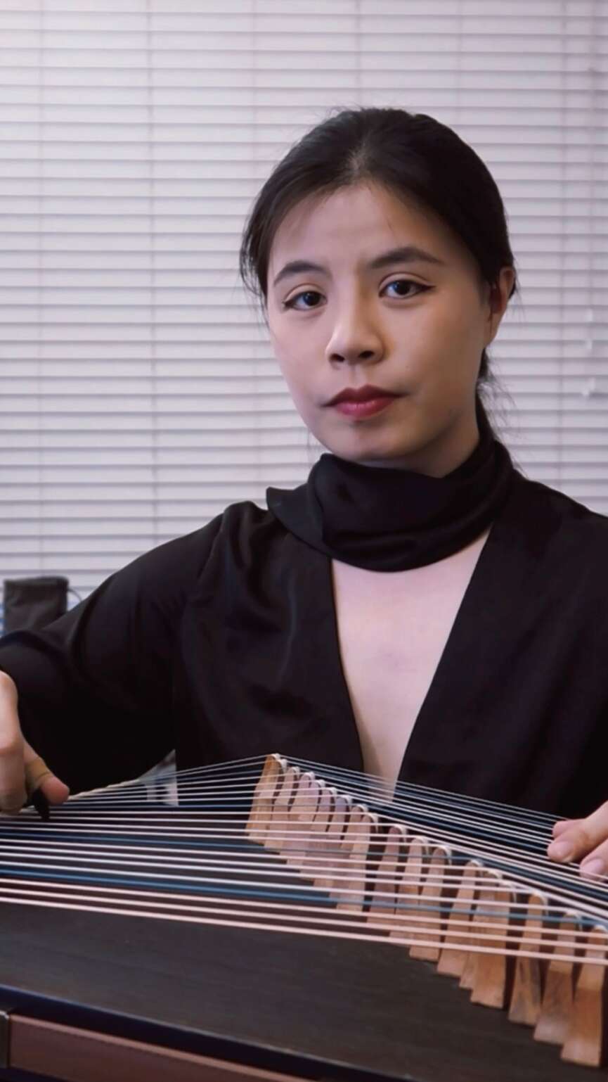 Meet Siyi Chen – CanvasRebel Magazine