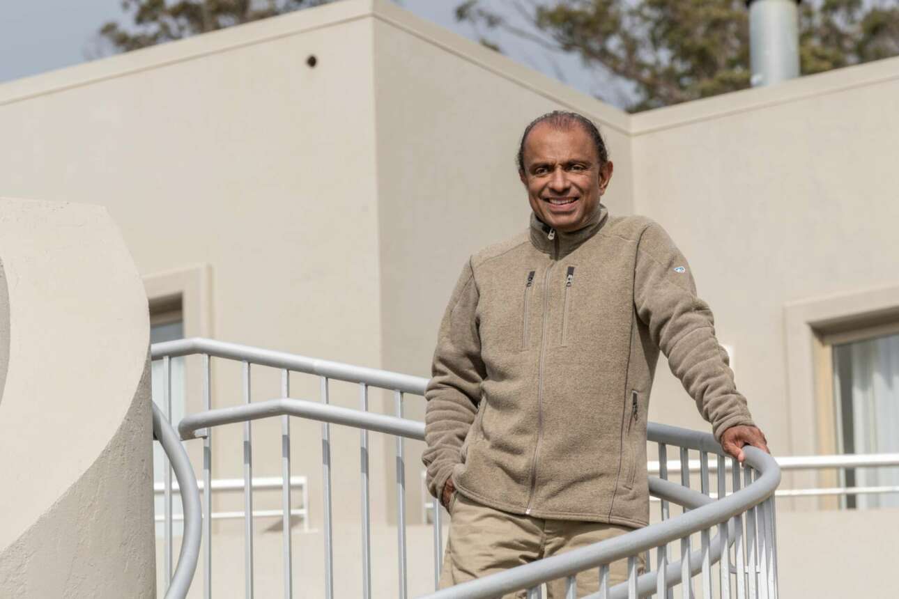 Meet Sunil Bhaskaran – CanvasRebel Magazine