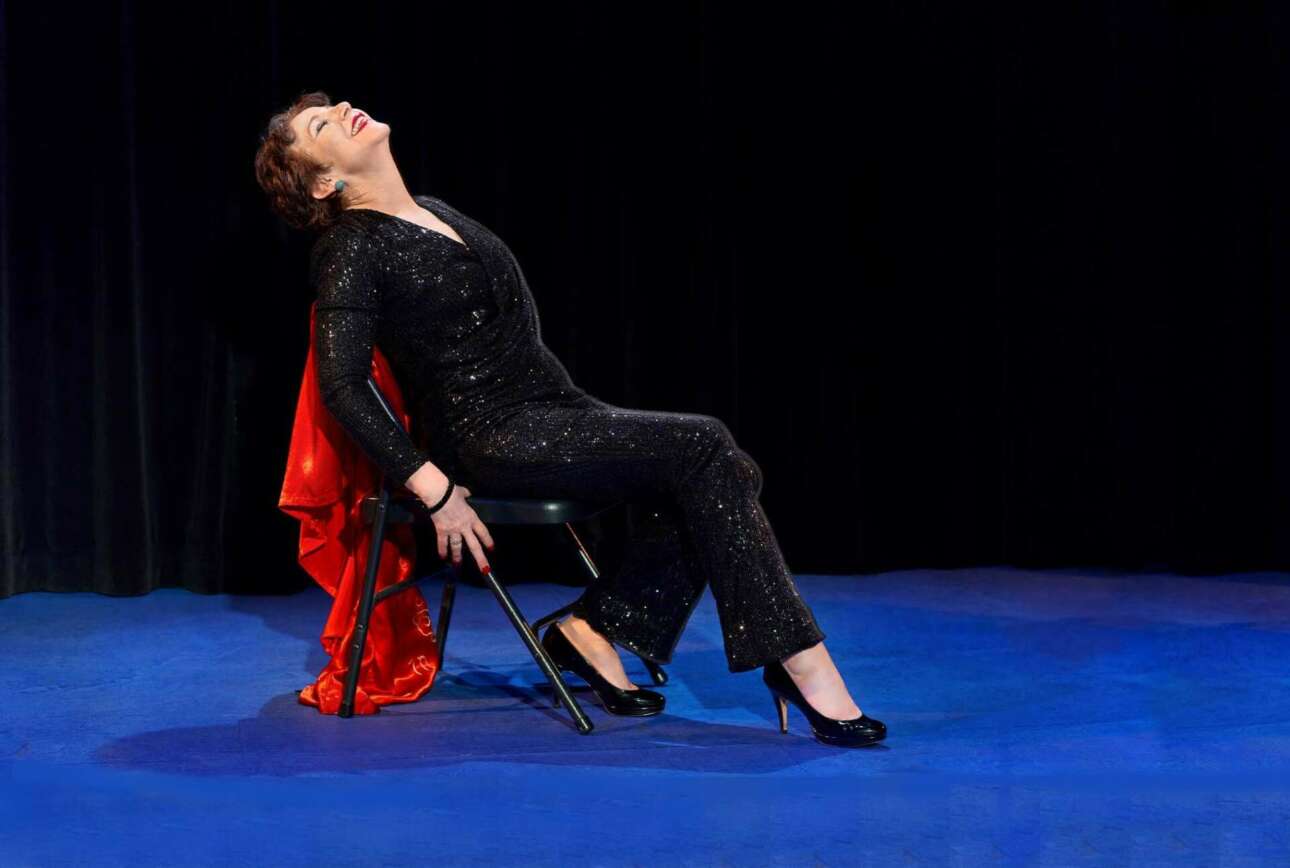 Meet TESSA BELL - CanvasRebel Magazine