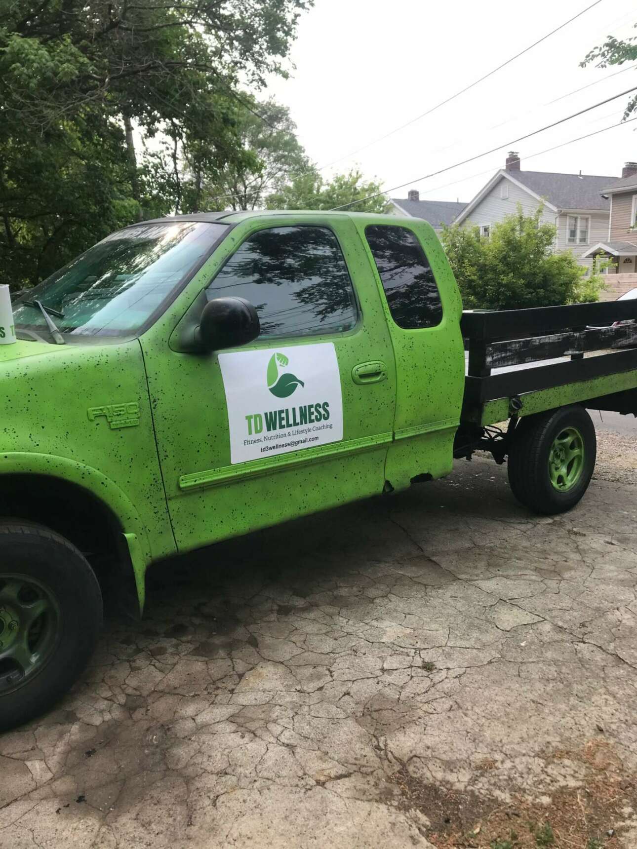 Meet Travis Davis – CanvasRebel Magazine