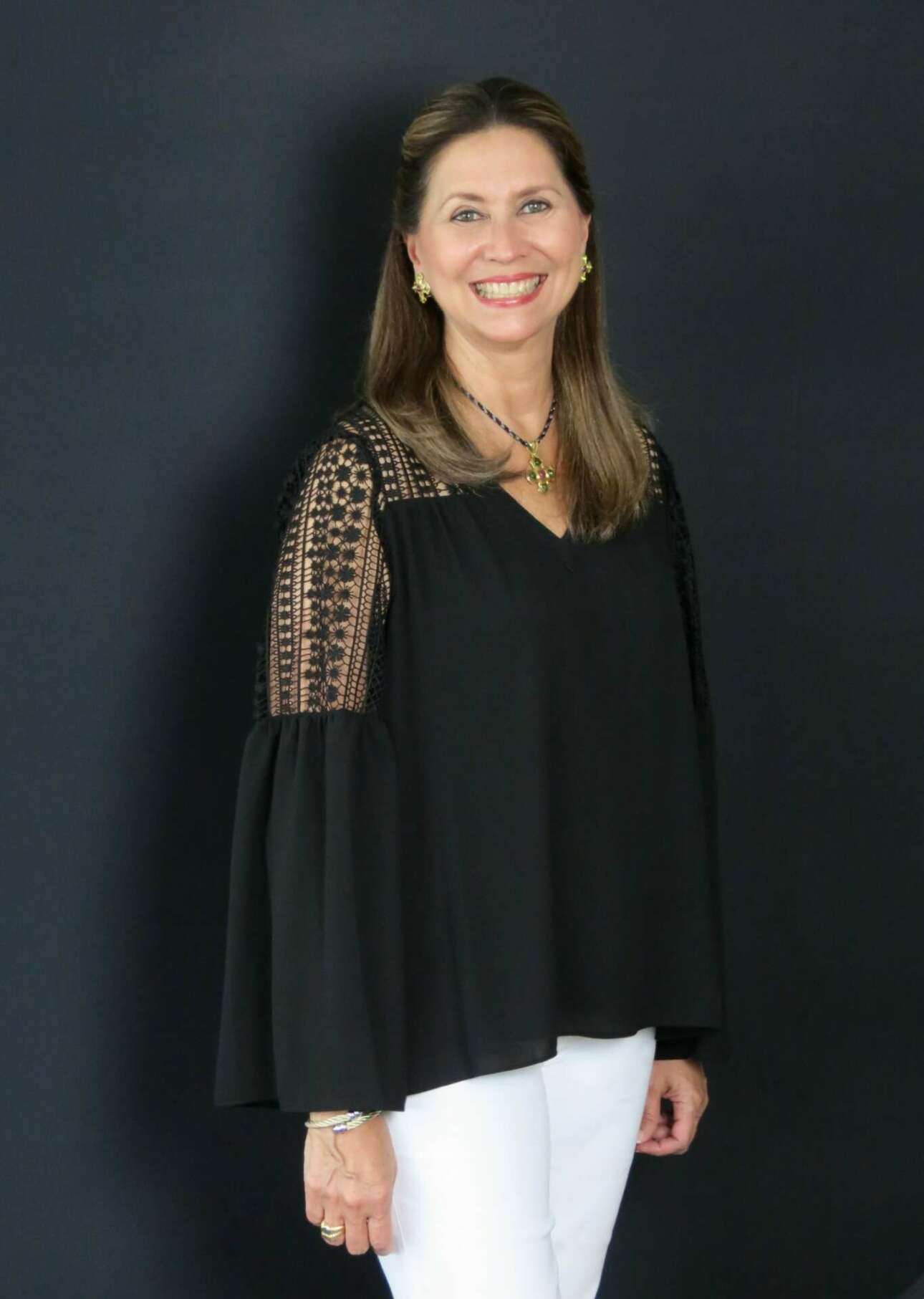 Meet Yolanda Borrás – CanvasRebel Magazine