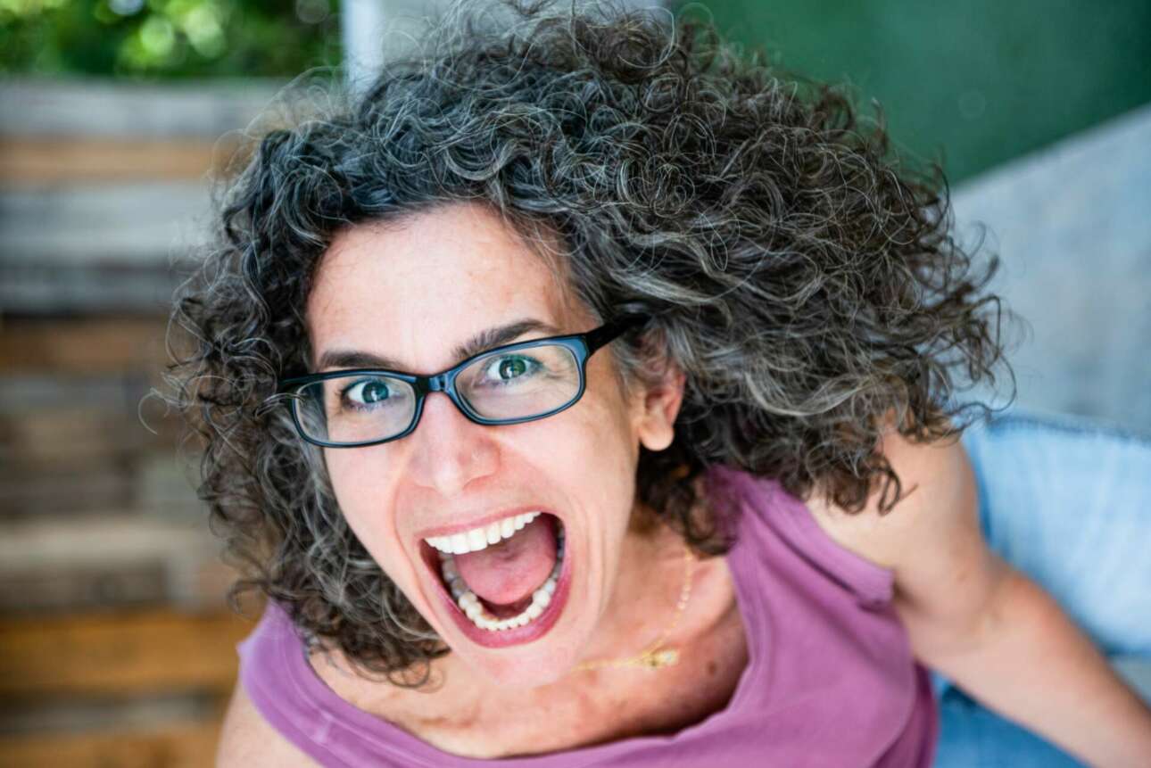 Meet Andrea Askowitz – CanvasRebel Magazine