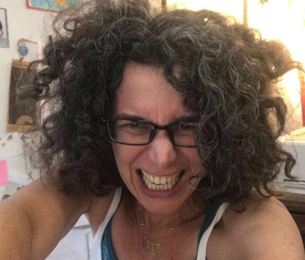 Meet Andrea Askowitz - CanvasRebel Magazine