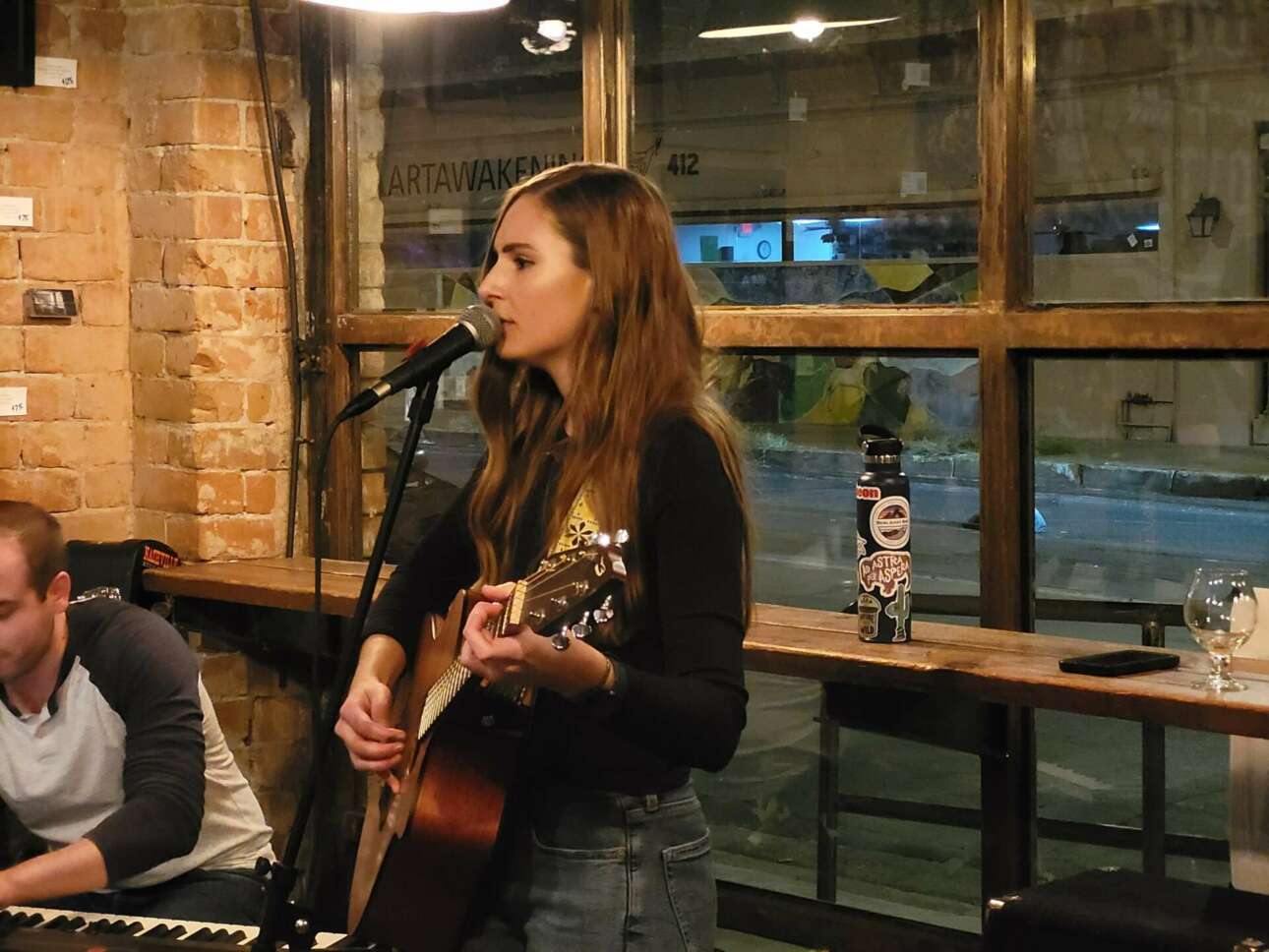 Meet Annie Anna – CanvasRebel Magazine