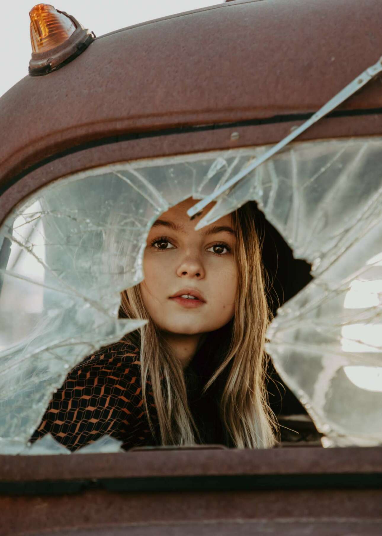 Meet Bailee Lewis – CanvasRebel Magazine