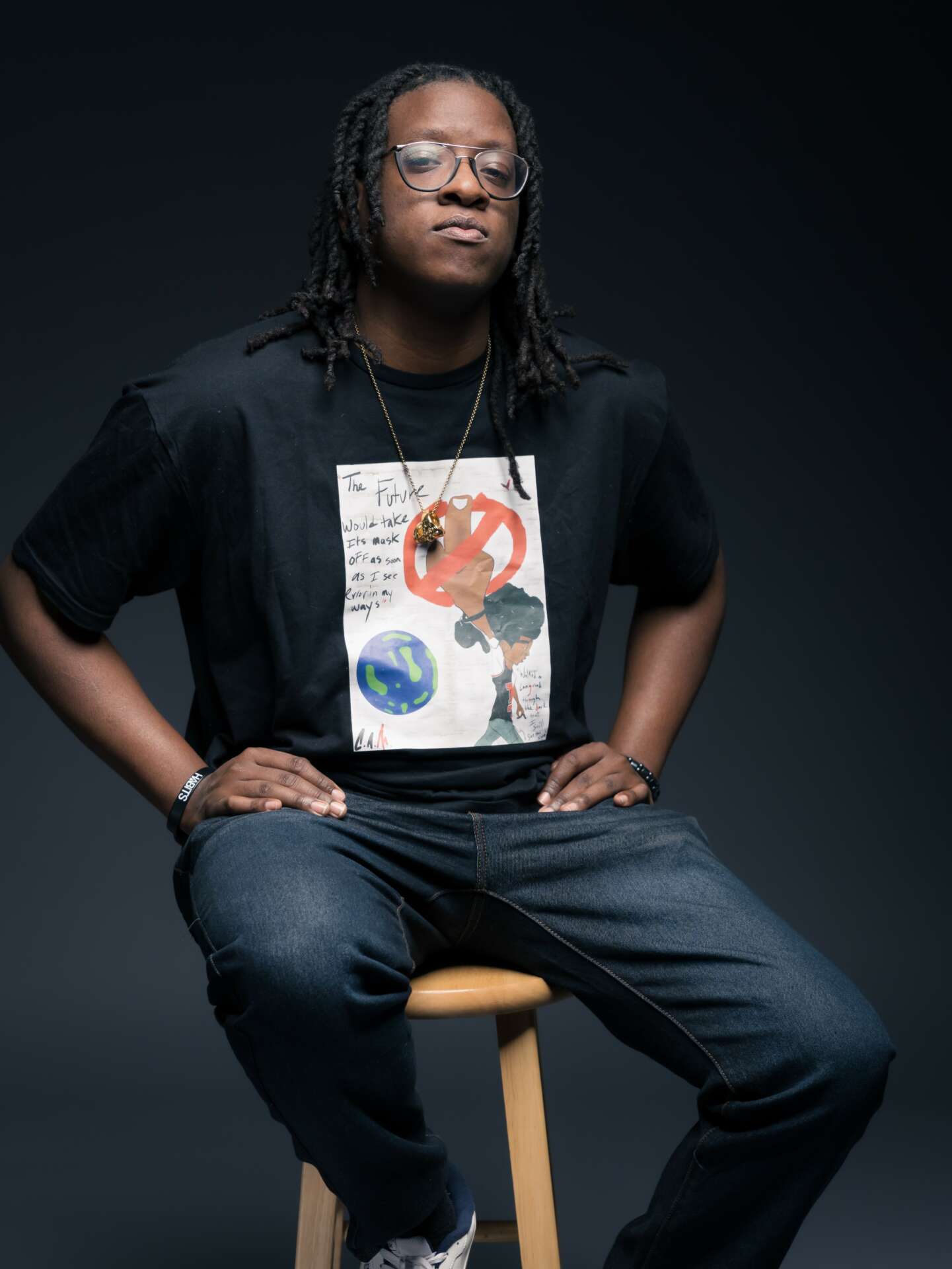 Meet Cameron Currie – CanvasRebel Magazine