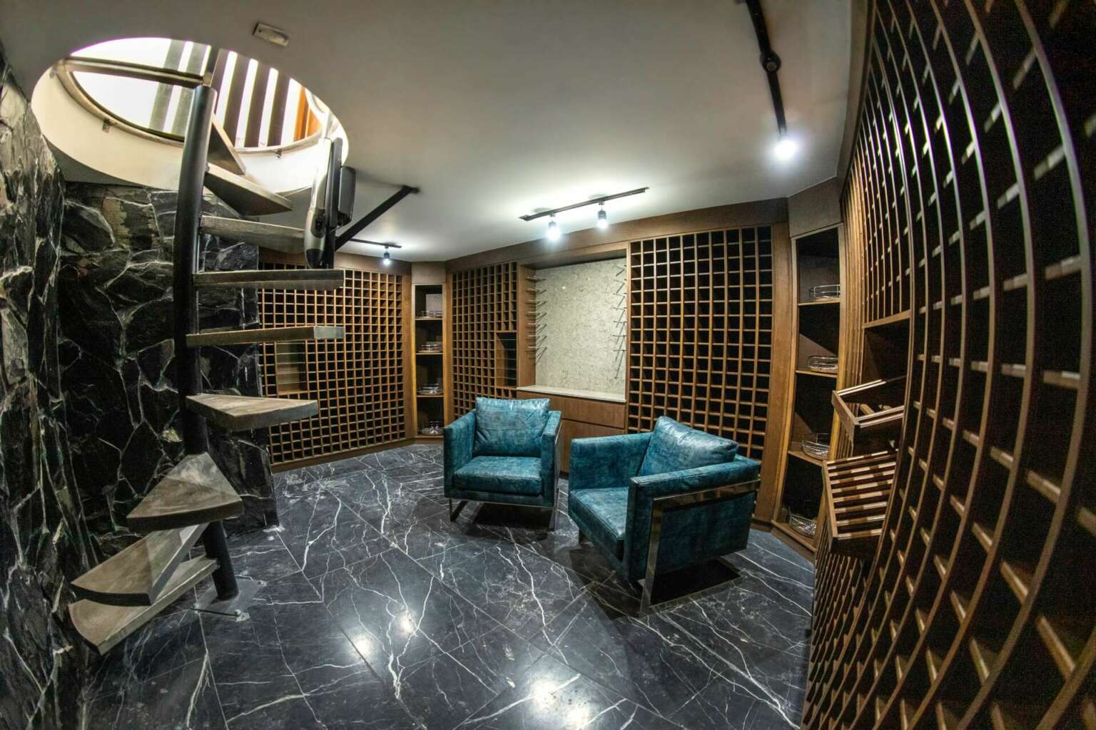 Meet Erika Lin - CanvasRebel Magazine