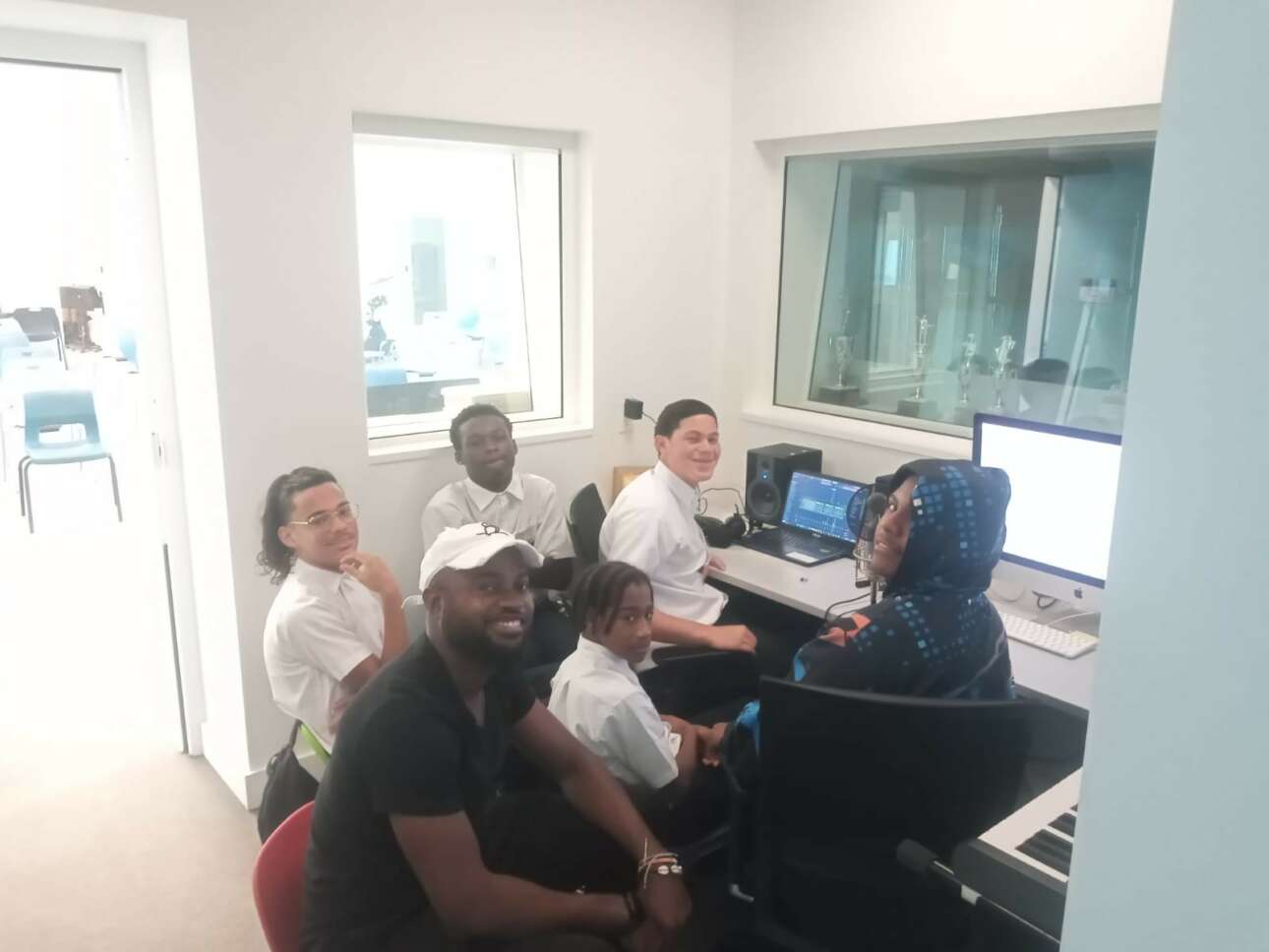 Meet Jason Gilbert – CanvasRebel Magazine