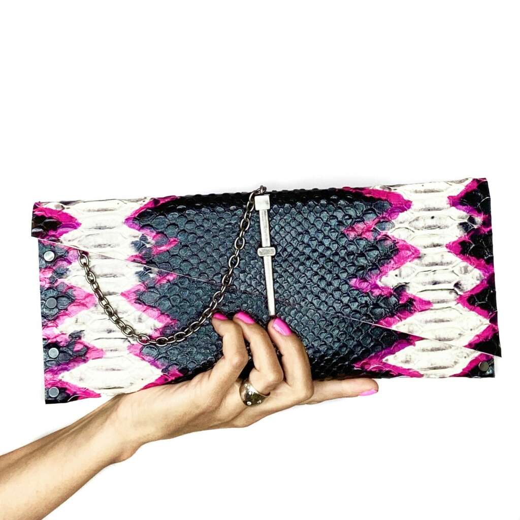 Meet Jessica Galindo - CanvasRebel Magazine