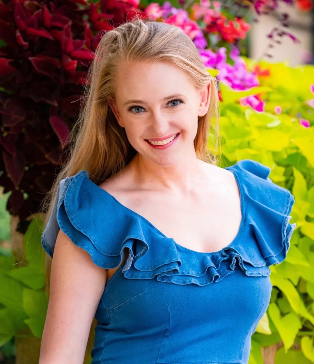 Meet Kristen McCabe – CanvasRebel Magazine Meet Kristen McCabe – CanvasRebel Magazine