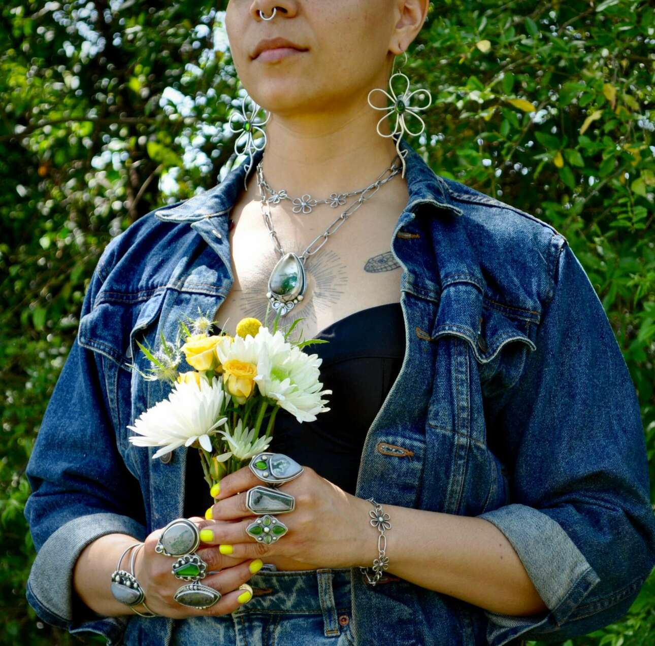 Meet Kristi Lewis – CanvasRebel Magazine