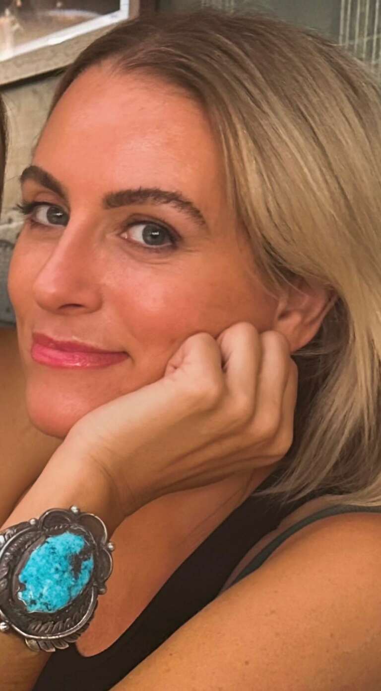 Meet Lisa Harris – CanvasRebel Magazine