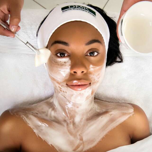 Meet Melissa Parker-Fisher – CanvasRebel Magazine