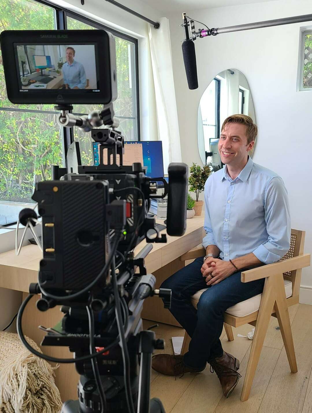 Meet Alexander Ray - CanvasRebel Magazine