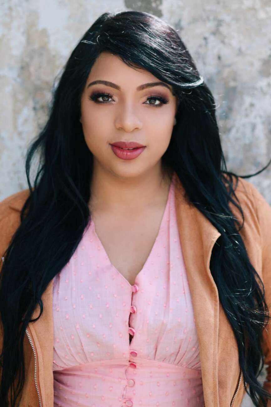 Meet Andrea Ward - CanvasRebel Magazine