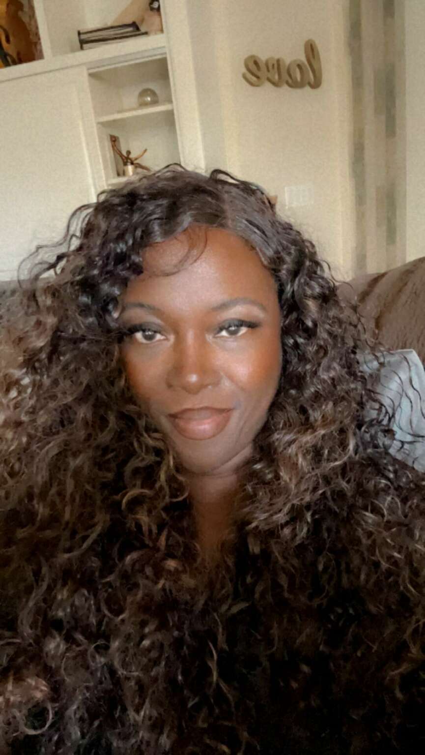 Meet Denise Benz - CanvasRebel Magazine