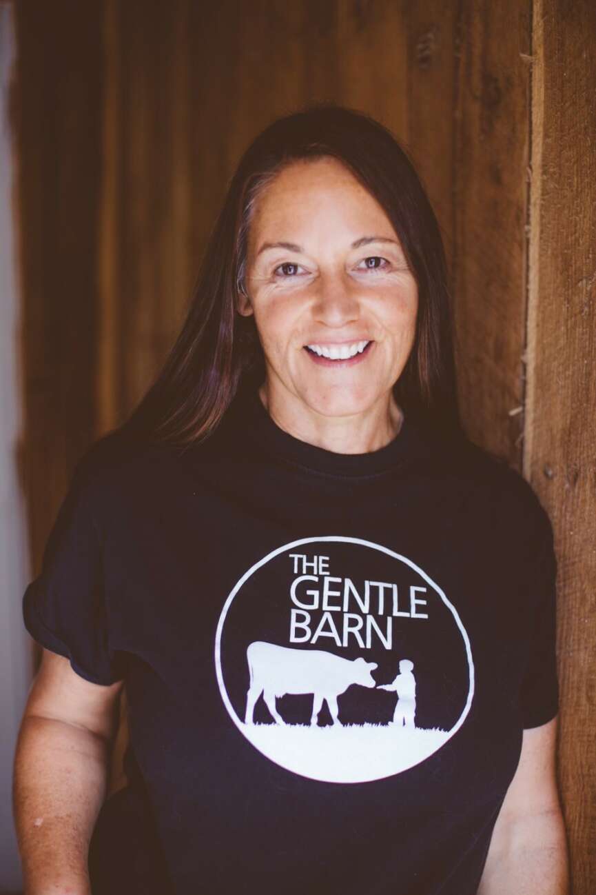 Meet Ellie Laks - CanvasRebel Magazine