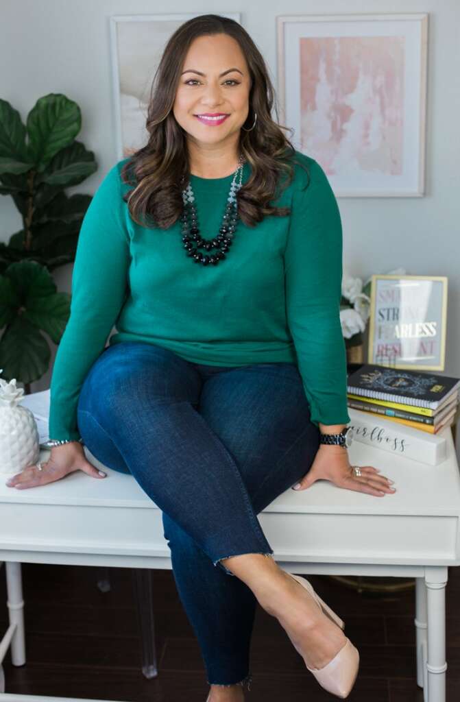 Meet Liz Faraimo - CanvasRebel Magazine