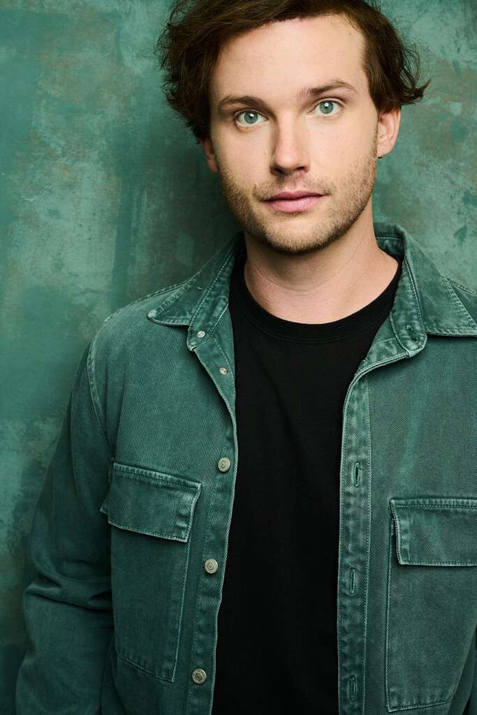 Meet Tyler Hansen - CanvasRebel Magazine