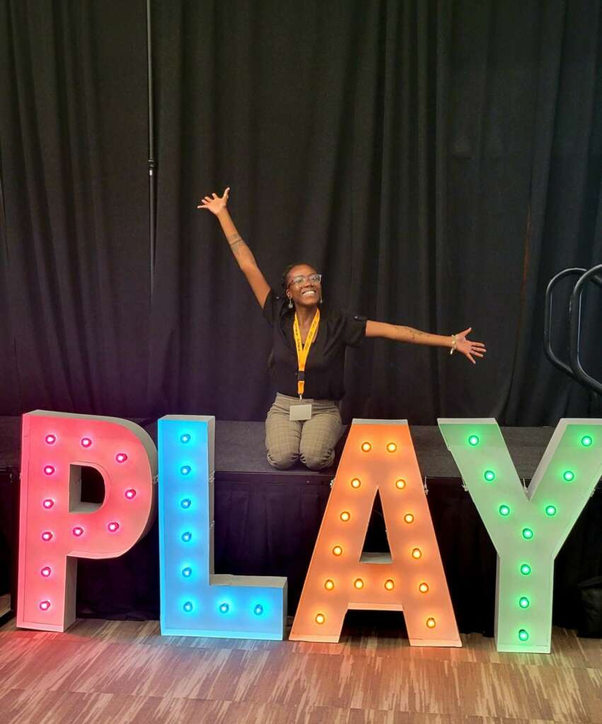 Meet Sarah Iverson – CanvasRebel Magazine