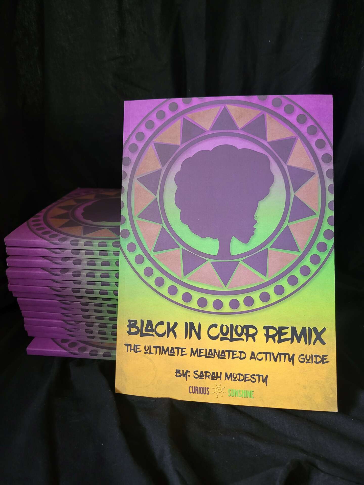 Meet Sarah Iverson – CanvasRebel Magazine