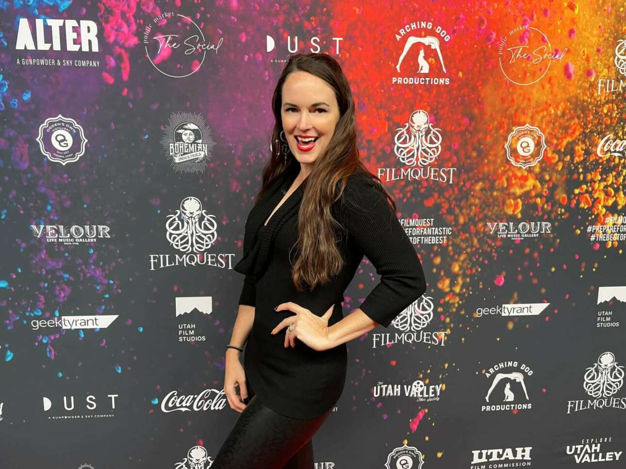 Meet Sarah Nicklin – CanvasRebel Magazine