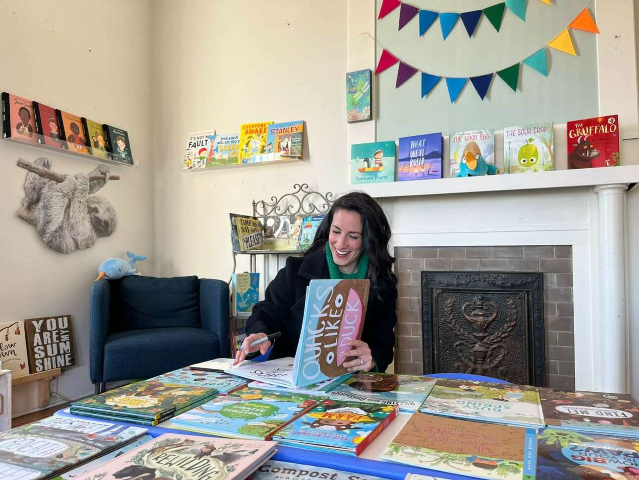 Meet Stephanie Campisi - CanvasRebel Magazine