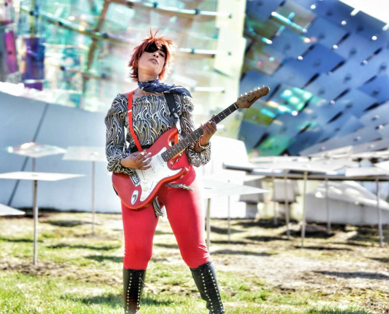 Meet Vince COOPER - CanvasRebel Magazine