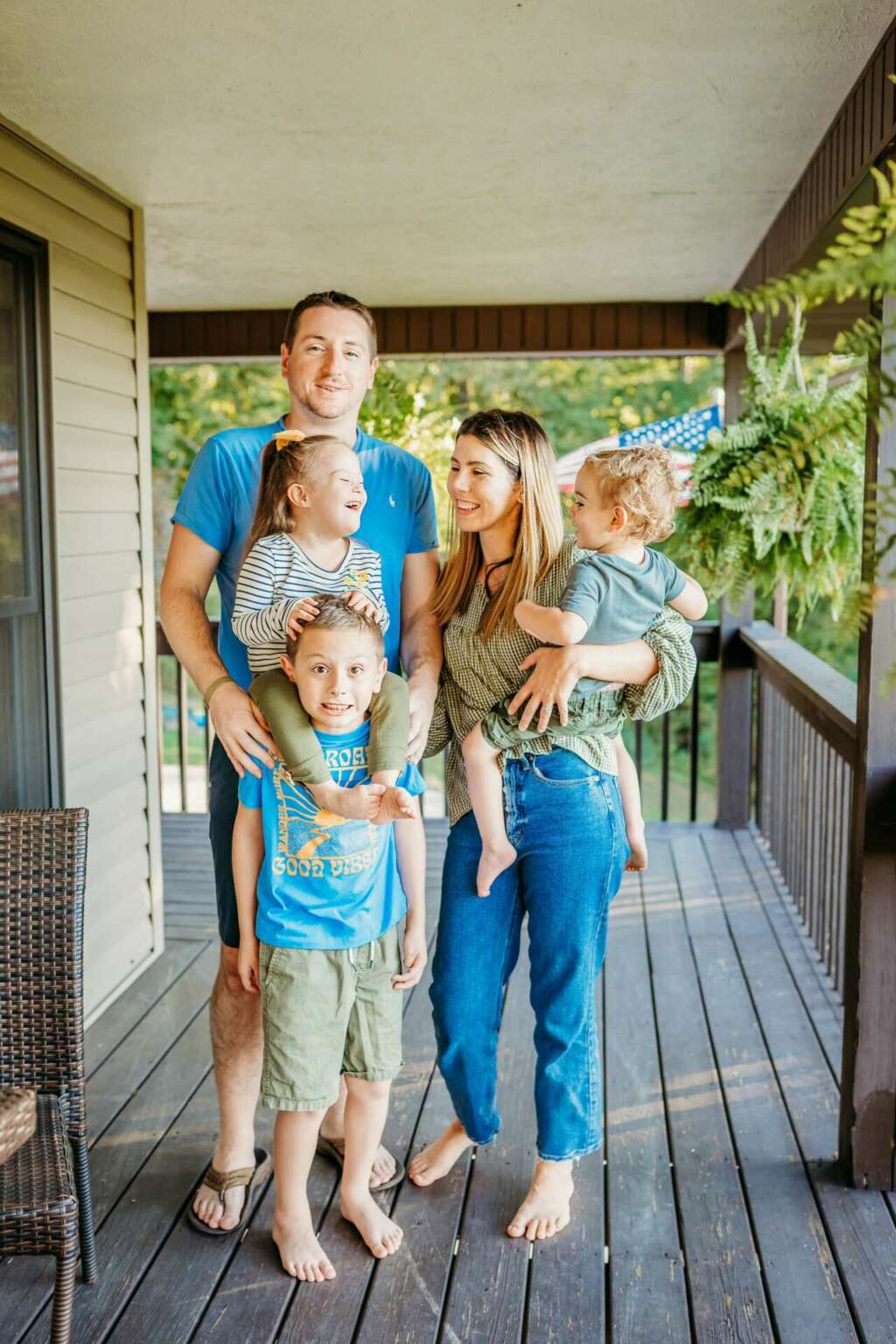 Meet Amanda Cunningham – CanvasRebel Magazine