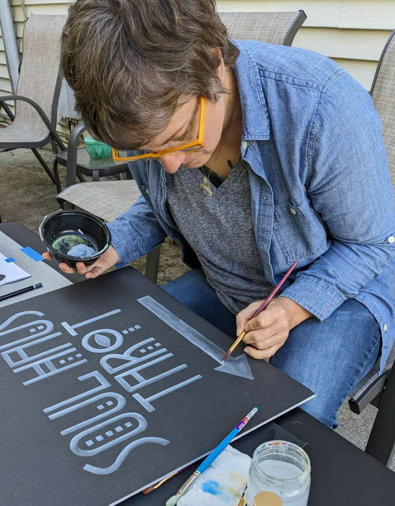 Meet Jen Simon - CanvasRebel Magazine