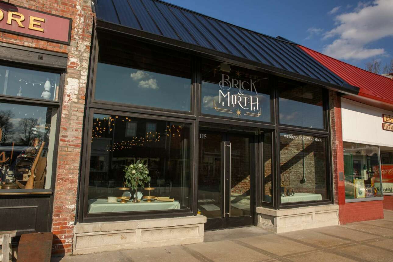 Meet Jennifer Rugh - CanvasRebel Magazine