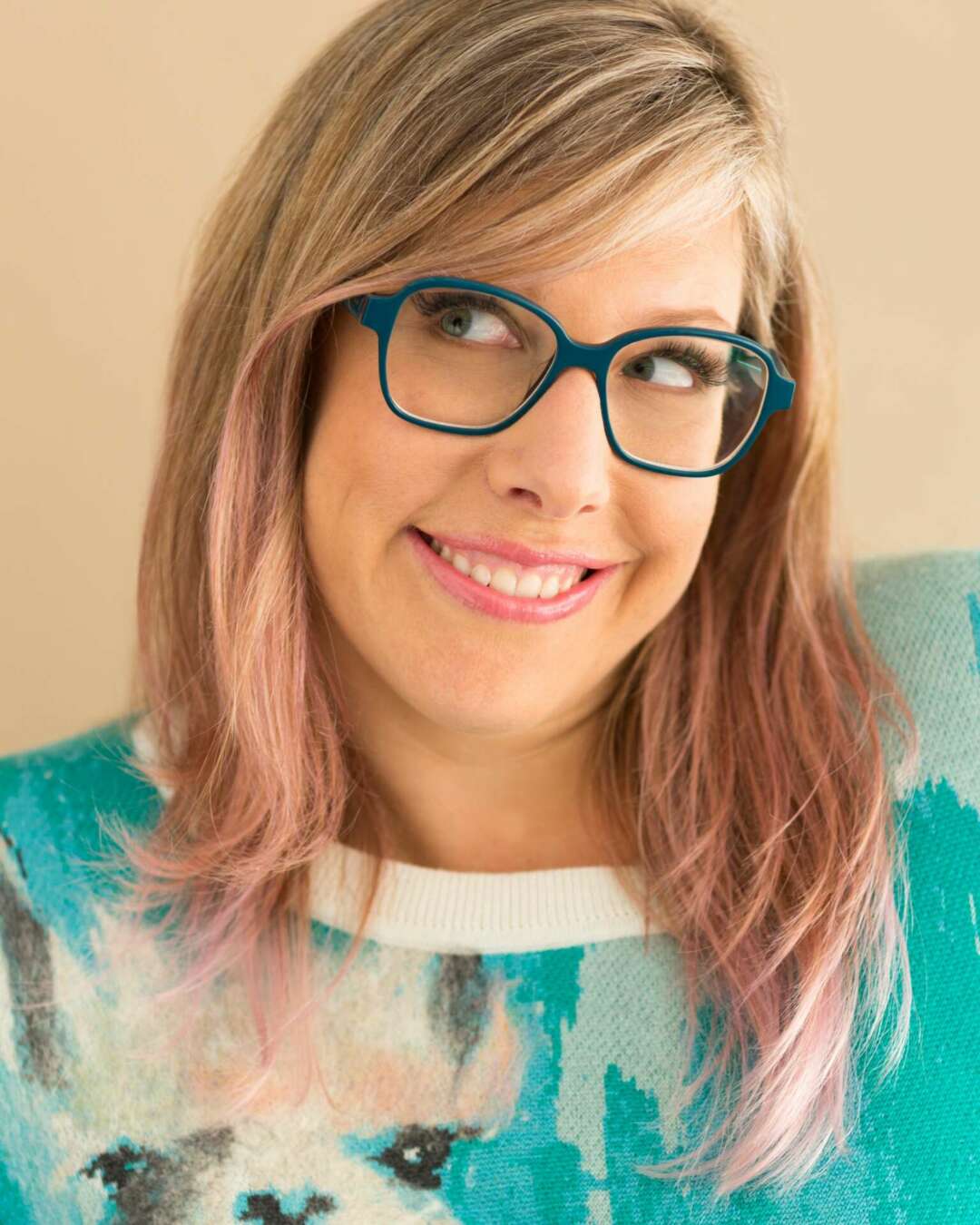 Meet Julie Marcus – CanvasRebel Magazine