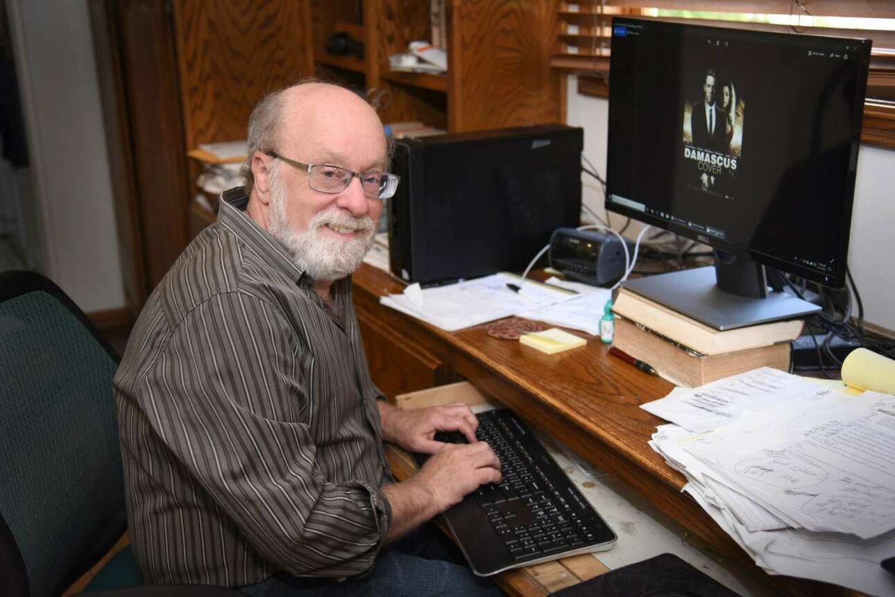 Meet Howard Kaplan - CanvasRebel Magazine