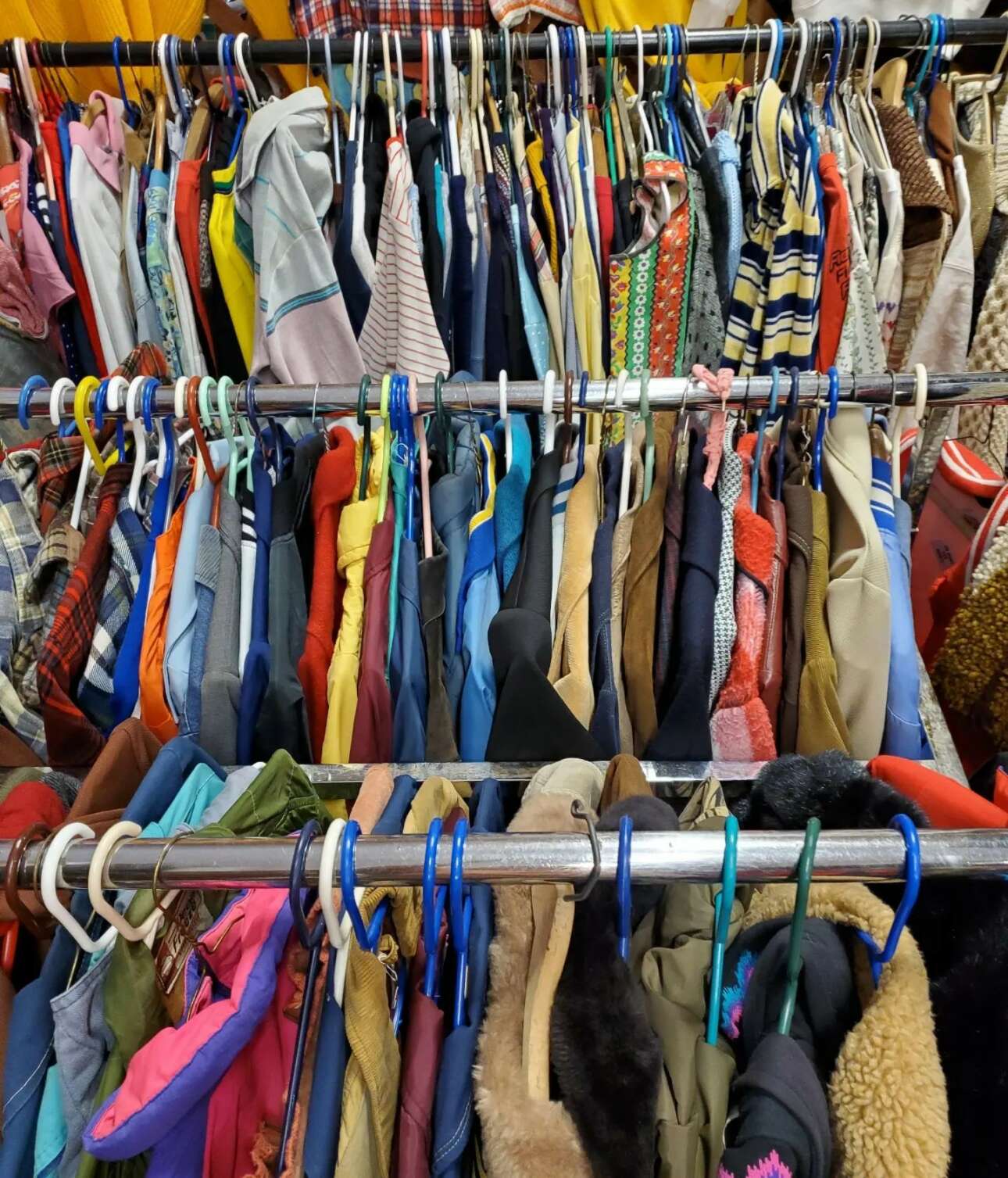 Meet Gwen Wright – CanvasRebel Magazine