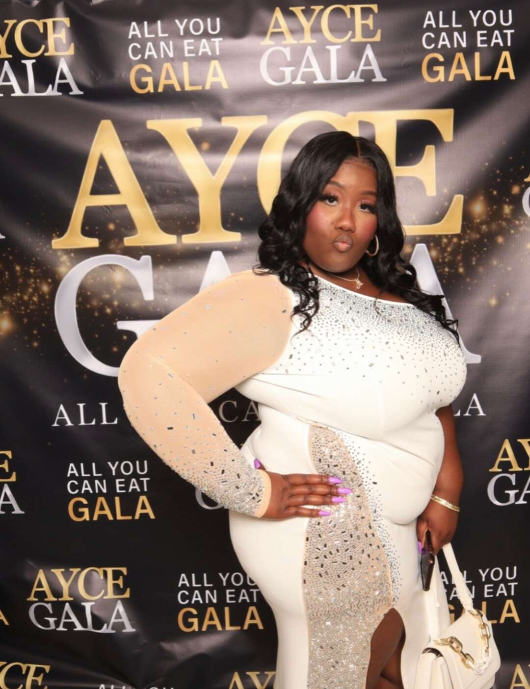 Meet Michelle Rochester – CanvasRebel Magazine