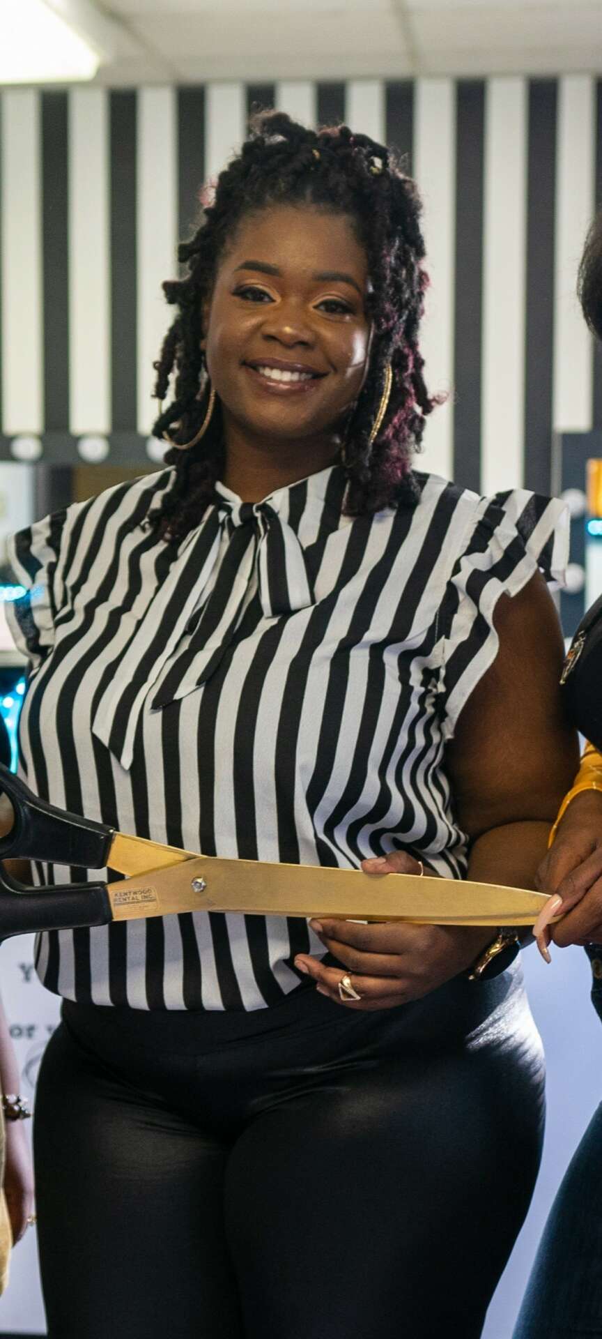 Meet Danielle Small – CanvasRebel Magazine