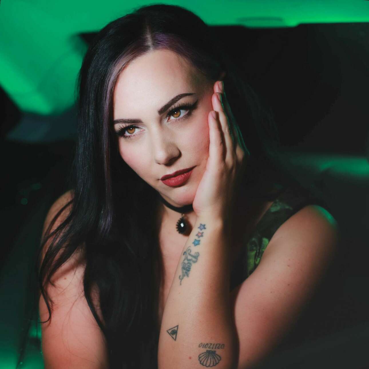 Meet Dolly Dagger – CanvasRebel Magazine