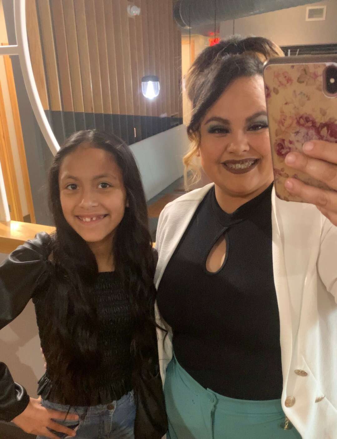 Meet Lizbeth Ramirez – CanvasRebel Magazine