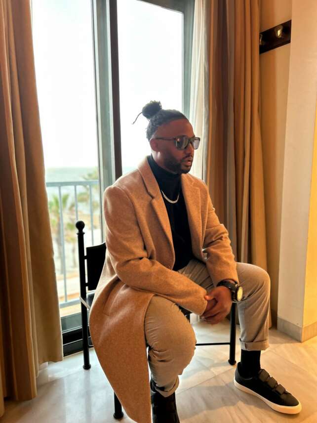 Meet Shane Hunter – CanvasRebel Magazine