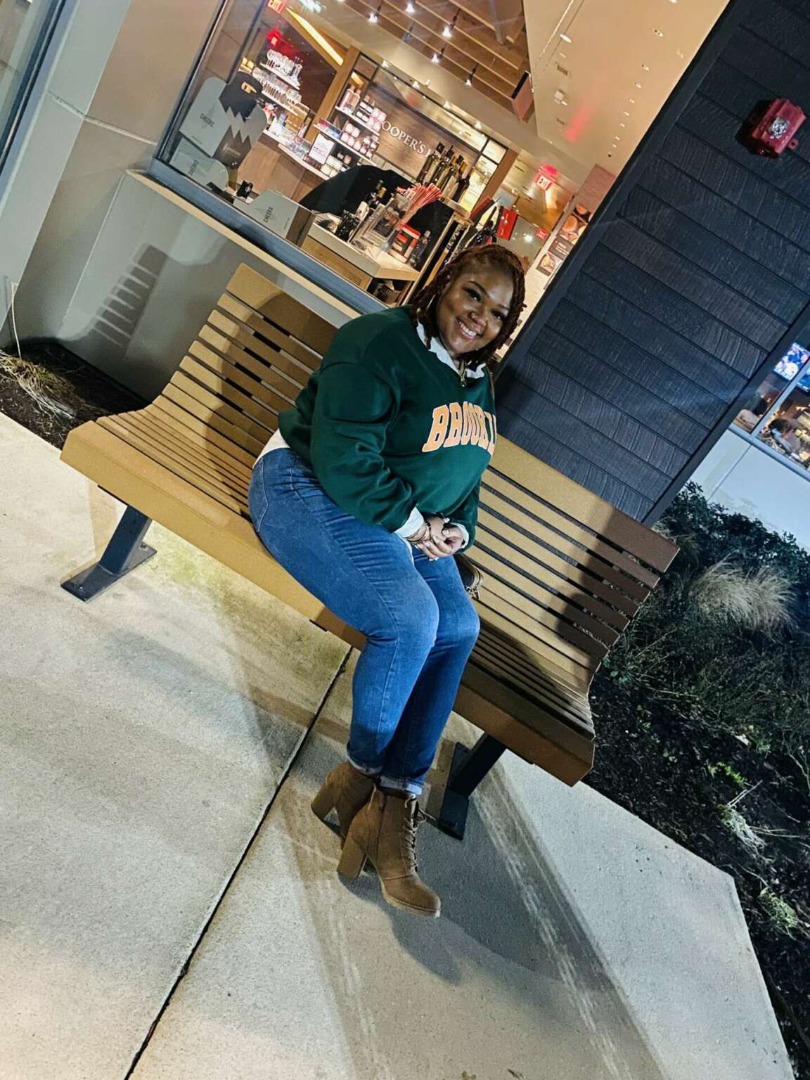 Meet Alexis Mason - CanvasRebel Magazine